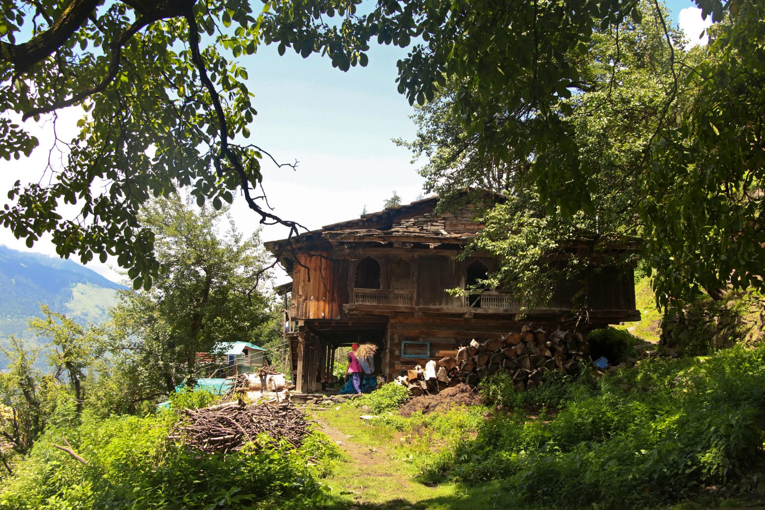 The Lego-Like Kath Kuni Structures in Himachal Pradesh - Paper Planes