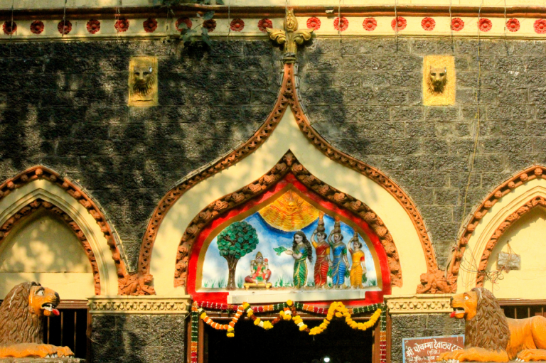 On a Temple Run in Kamathipura, Mumbai - Paper Planes