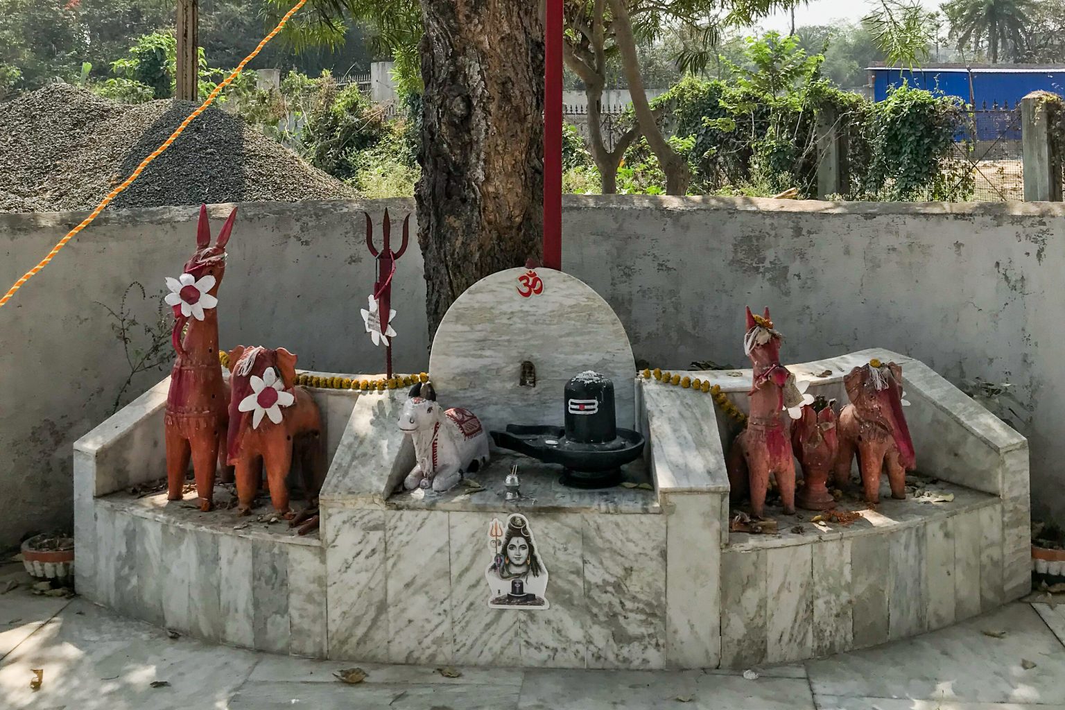 The Terracotta Horses of Bankura, West Bengal - Paper Planes