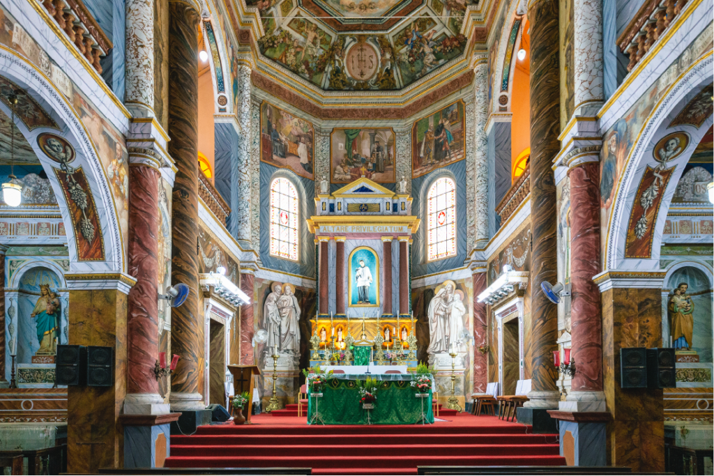 The Paintings in St Aloysius Chapel in Mangaluru - Paper Planes